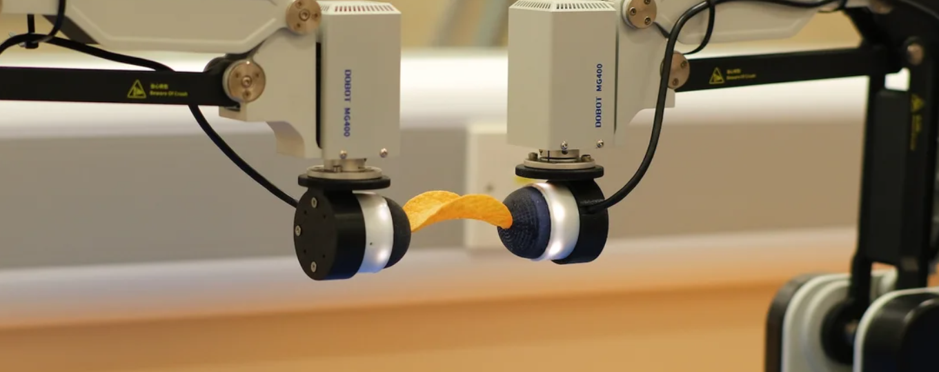 These robotic arms can pick up individual Pringles | GlobalSpec