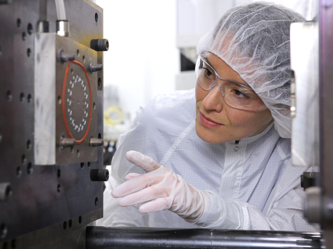 Protecting what matters: How Apple rubber creates seals for the medical ...