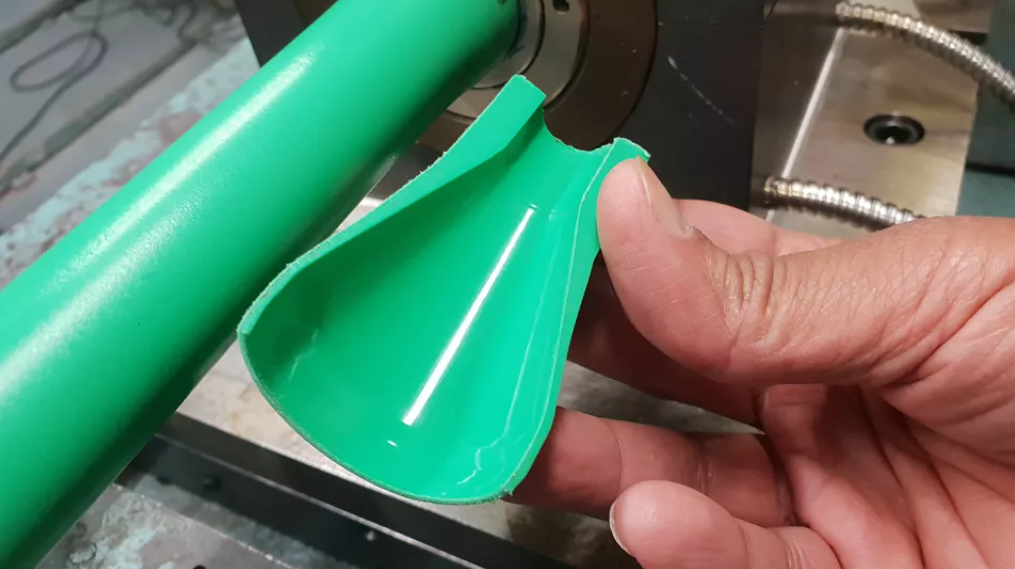 Die-drawing process leads to stronger, more durable plastic pipes ...