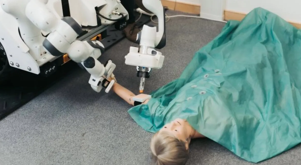 Robotic vehicle conducts medical triage in hazardous environments ...