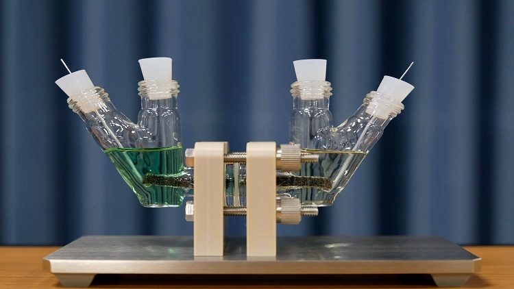 Uranium powers this rechargeable battery | GlobalSpec