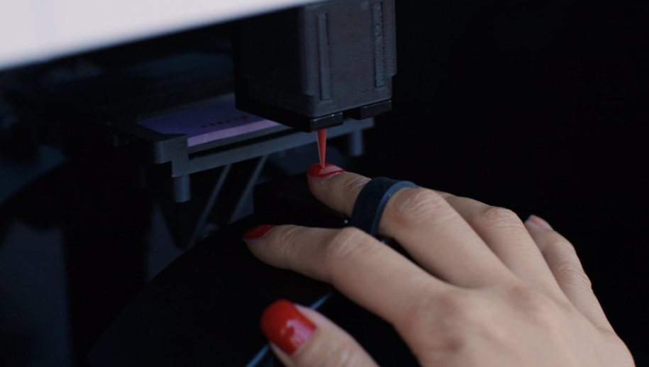 Watch as this robot gives a manicure | GlobalSpec