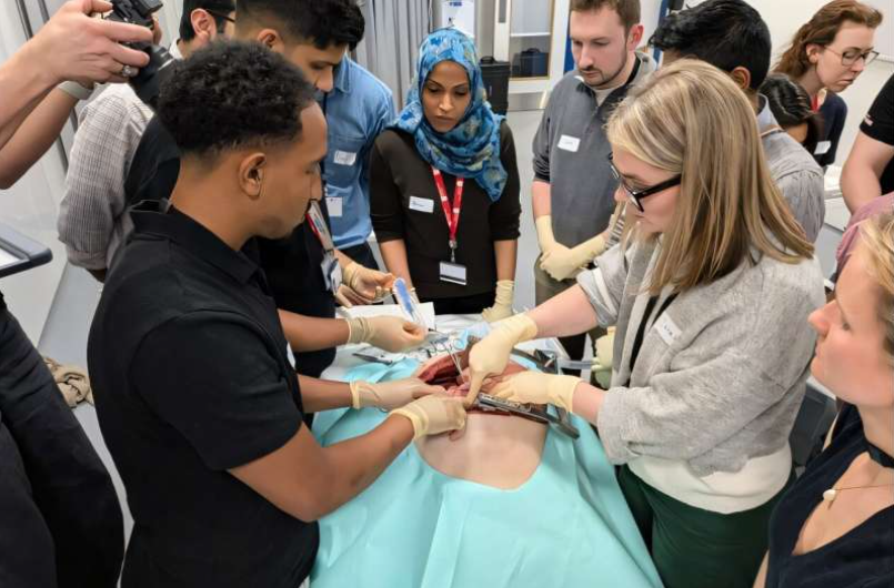 Lifelike “bleeding” dummy hearts help train surgeons for trauma ...