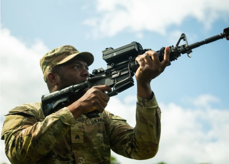 Smart rifle scopes let US soldiers automatically shoot down enemy ...